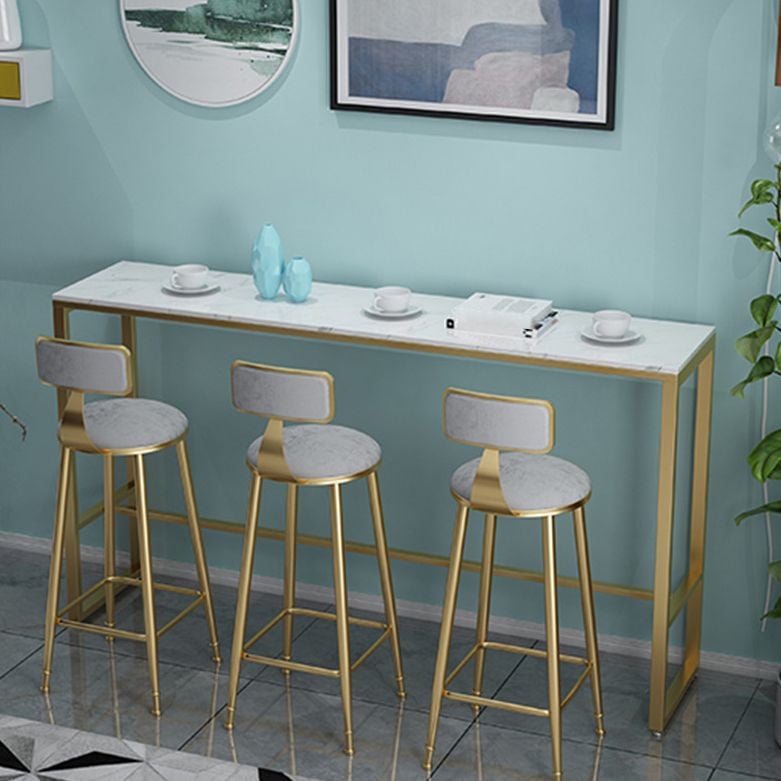 Tavolo da bar rettangolare con piano in marmo Tavolo da bistrot moderno ...